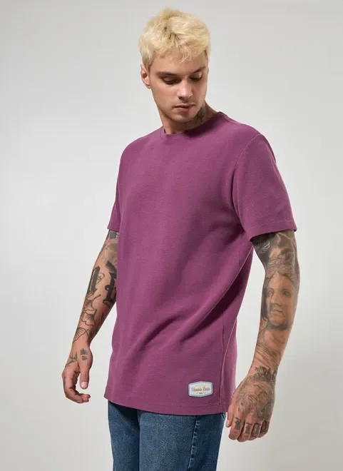camiseta roxa estonada com textura - roxo